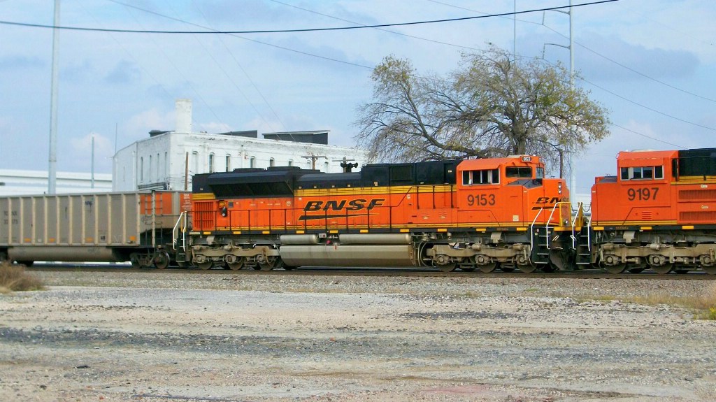 BNSF 9153